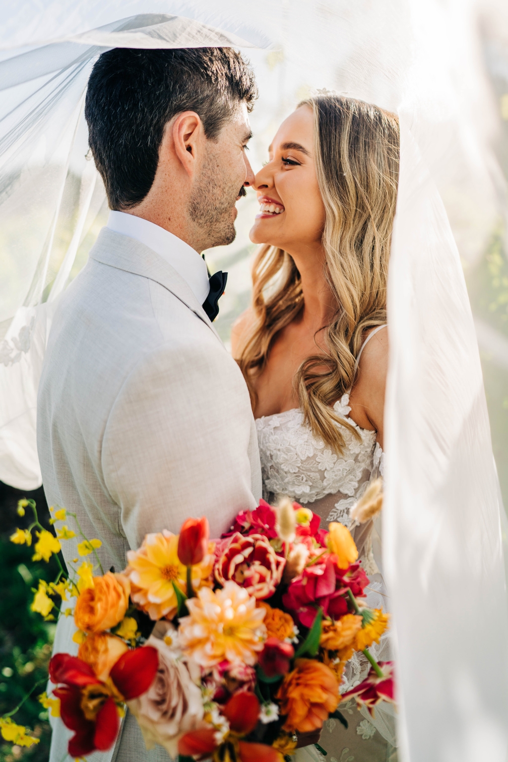 Golden Hour Magic: How to Capture Stunning Outdoor Wedding Photos ...